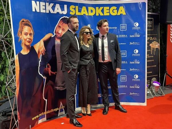 „Нешто слатко“ – словенечки филм со Сашко Коцев и Јелена Јованова со ...