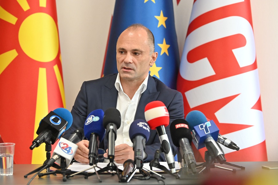 Амбасади ѕвонеле во СДСМ зачудени од гласањето на Македонија за ...